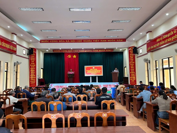 Ủy ban MTTQ Việt Nam xã Đăk Rve tuyên truyền công tác bầu cử đại biểu ...